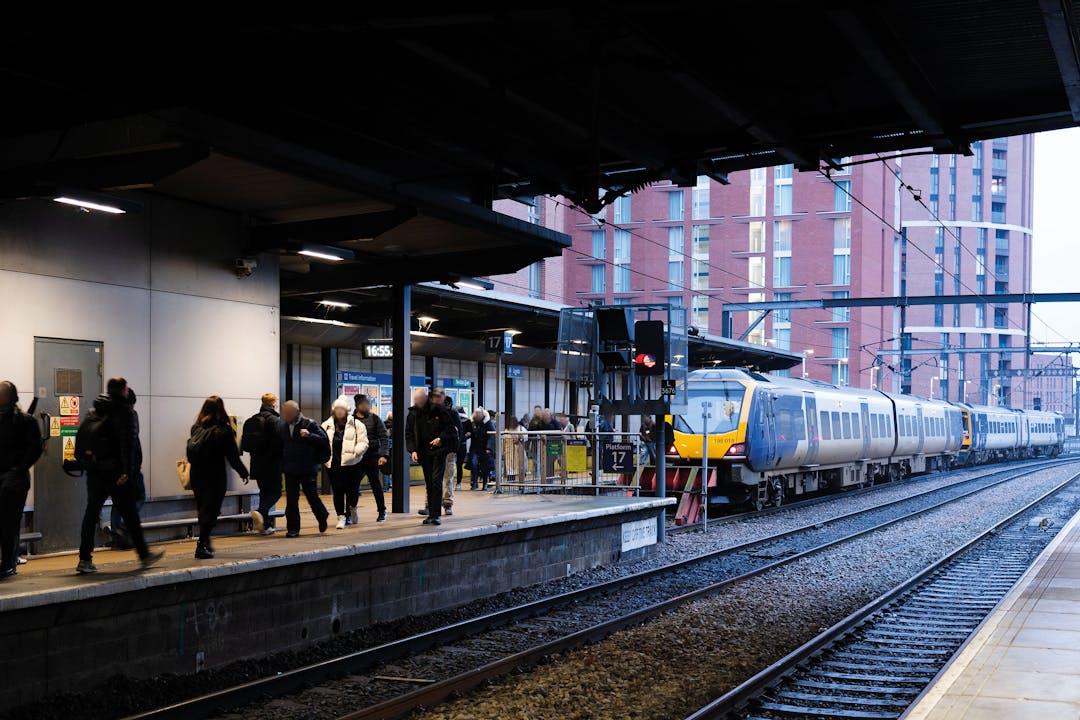 Leeds Station Platform 17 Extension | Your Voice